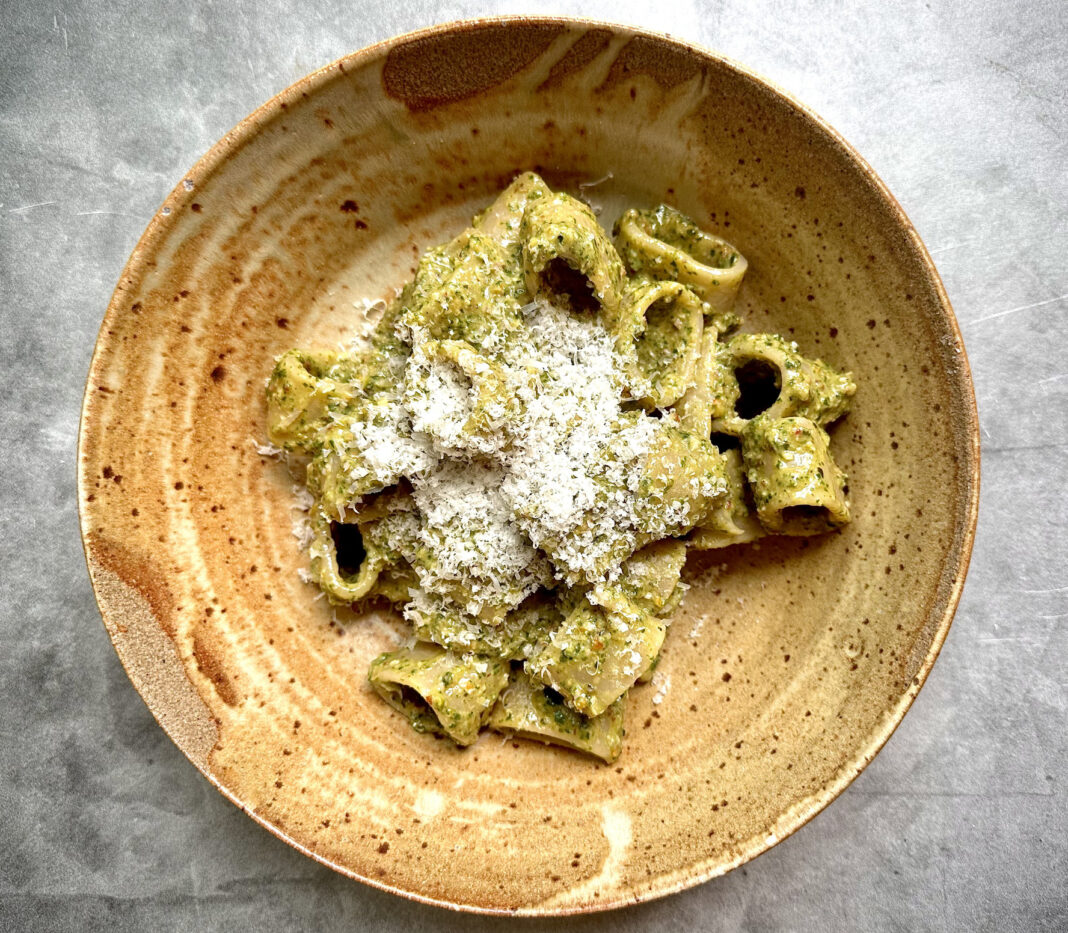 RECIPE: Any Greens Pesto Pasta - Bluedot Living