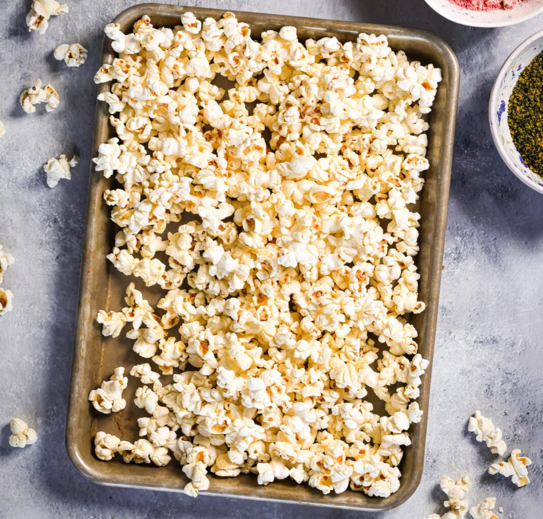 RECIPE: Kale, Garlic, and Parmesan Popcorn - Bluedot Living