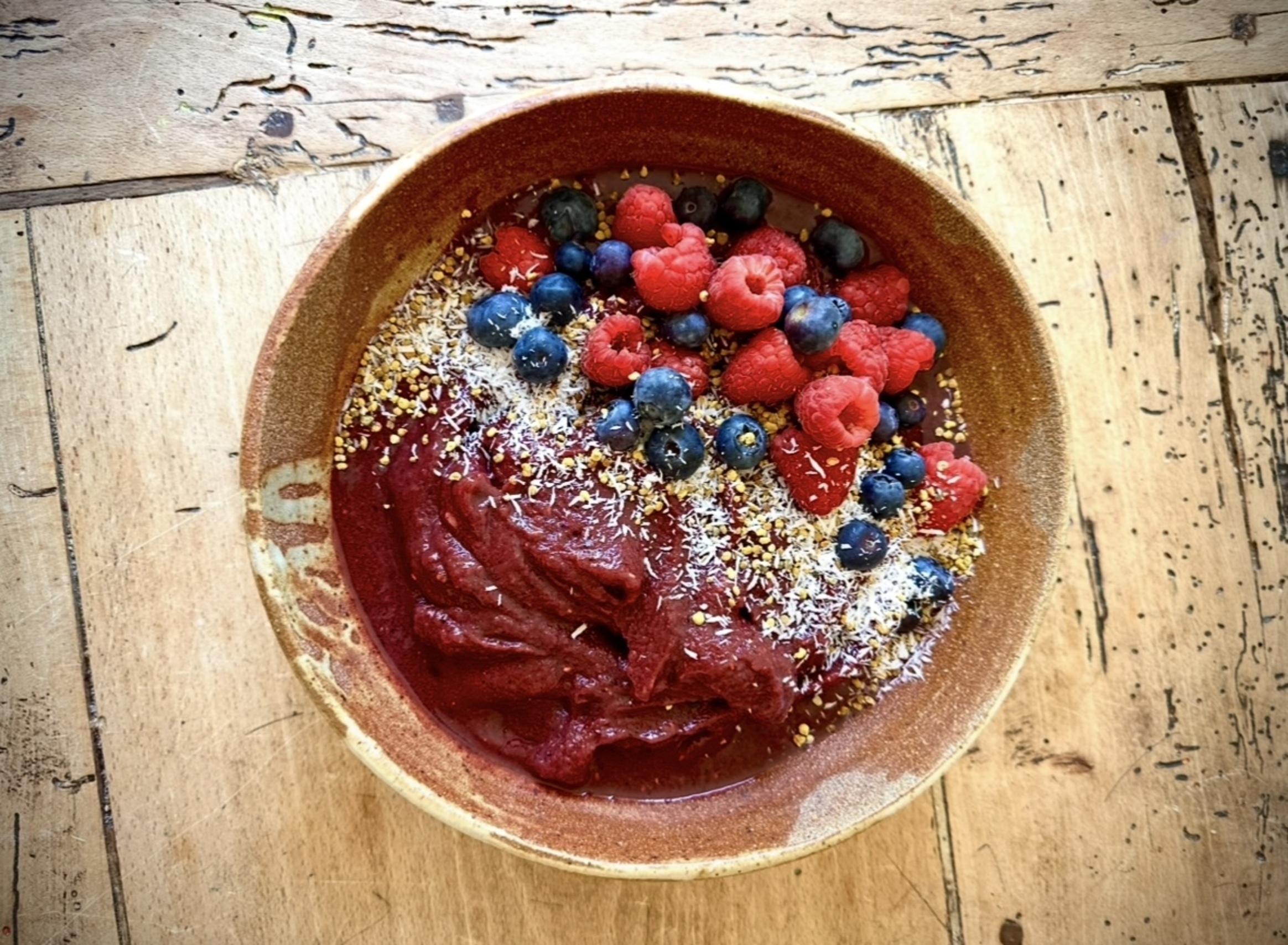 RECIPE: Berry Bliss Bowl - Bluedot Living